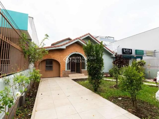 Casa / Sobrado Comercial para Locação em Porto Alegre/RS Tristeza