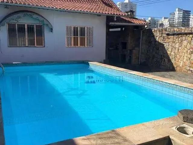 Casa / Sobrado Comercial para Locação em Praia Grande/SP Boqueirão 3 Quartos