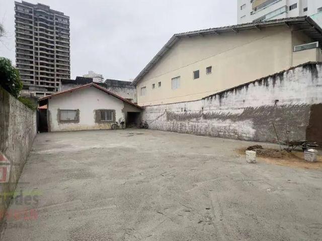Casa / Sobrado Comercial para Locação em Praia Grande/SP Guilhermina 2 Quartos