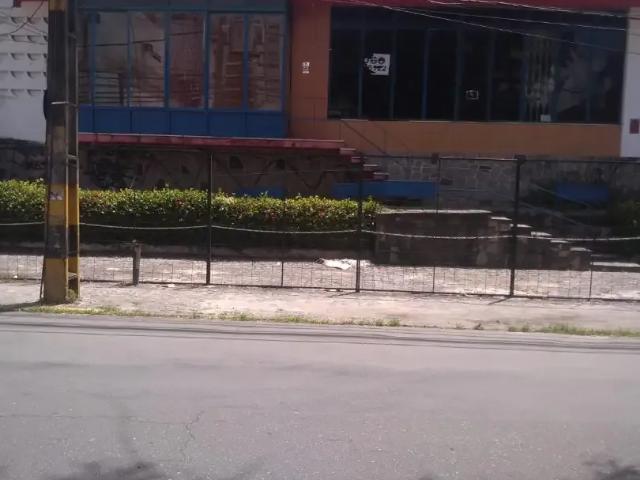 Casa / Sobrado Comercial para Locação em Recife/PE Encruzilhada