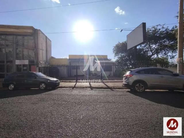 Casa / Sobrado Comercial para Locação em Ribeirão Preto/SP Centro 3 Quartos