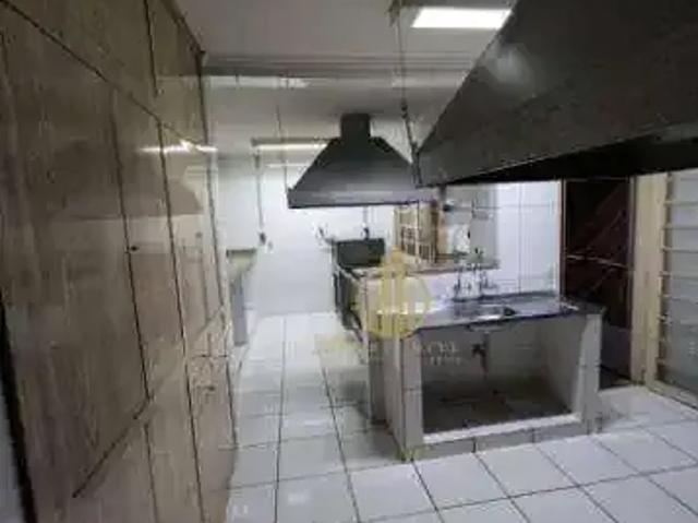 Casa / Sobrado Comercial para Locação em Ribeirão Preto/SP Independência 4 Quartos