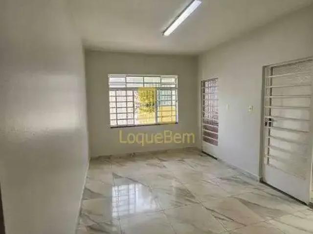 Casa / Sobrado Comercial para Locação em Ribeirão Preto/SP Jardim Macedo 2 Quartos