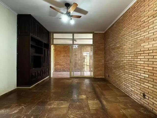 Casa / Sobrado Comercial para Locação em Ribeirão Preto/SP Jardim Sumaré 3 Quartos