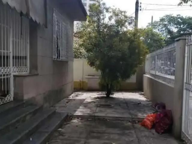 Casa / Sobrado Comercial para Locação em Rio de Janeiro/RJ Campo Grande 3 Quartos