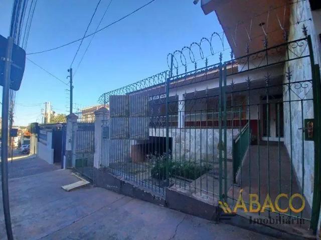 Casa / Sobrado Comercial para Locação em São Carlos/SP Centro