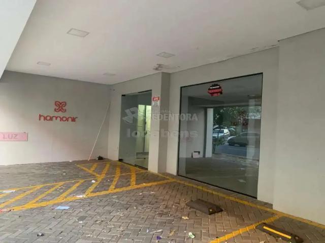 Casa / Sobrado Comercial para Locação em São José do Rio Preto/SP Centro 1 Quartos