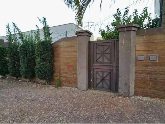 Casa / Sobrado Comercial para Locação em São José do Rio Preto/SP Higienópolis 3 Quartos