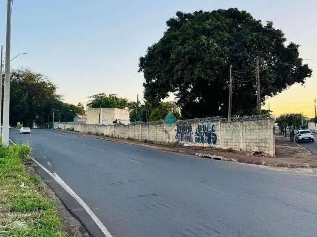 Casa / Sobrado Comercial para Locação em São José do Rio Preto/SP Jardim Alto Alegre 2 Quartos