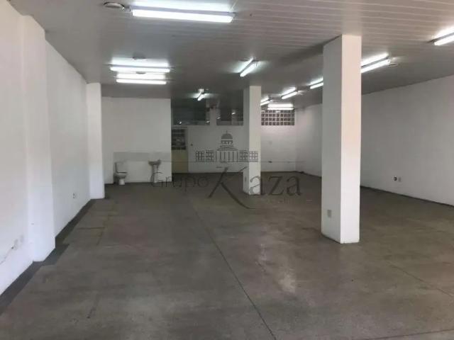 Casa / Sobrado Comercial para Locação em São José dos Campos/SP Centro