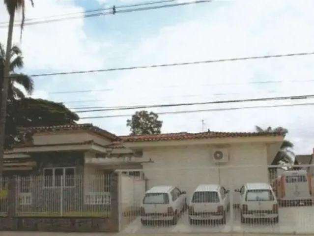 Casa / Sobrado Comercial para Locação em São José dos Campos/SP Jardim Apolo