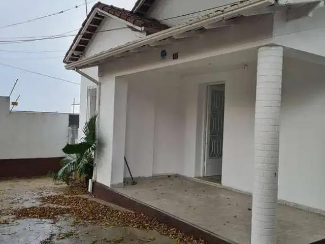 Casa / Sobrado Comercial para Locação em São José dos Campos/SP Jardim Bela Vista 4 Quartos