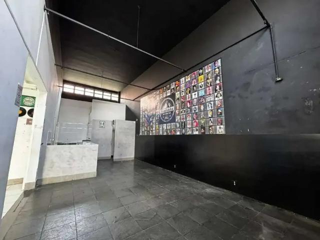 Casa / Sobrado Comercial para Locação em São José dos Campos/SP Jardim das Indústrias