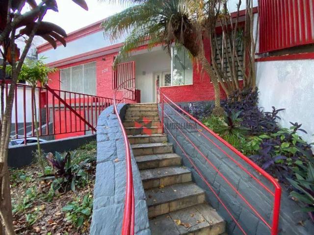 Casa / Sobrado Comercial para Locação em São José dos Campos/SP Jardim São Dimas 3 Quartos