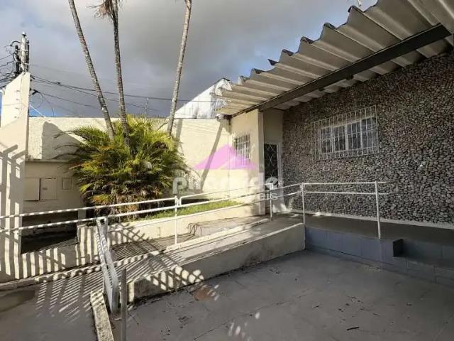 Casa / Sobrado Comercial para Locação em São José dos Campos/SP Jardim Satélite