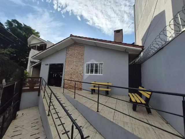 Casa / Sobrado Comercial para Locação em São Leopoldo/RS Centro 2 Quartos