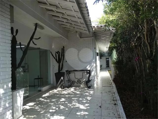 Casa / Sobrado Comercial para Locação em São Paulo/SP Butantã 1 Quartos