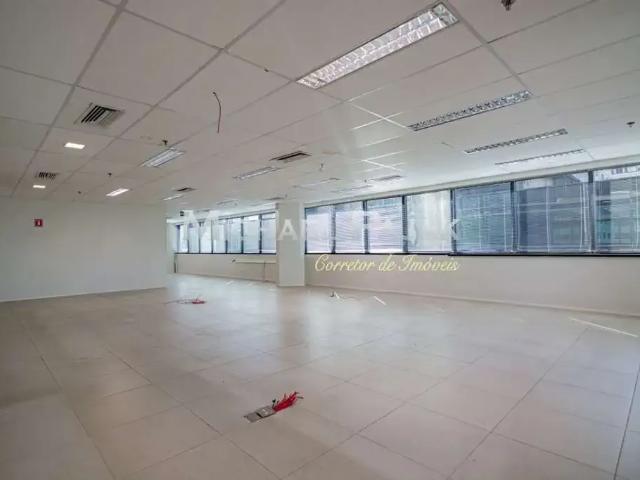 Casa / Sobrado Comercial para Locação em São Paulo/SP Bela Vista