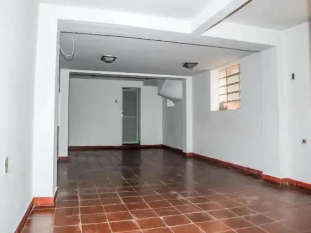 Casa / Sobrado Comercial para Locação em São Paulo/SP Belenzinho 17 Quartos