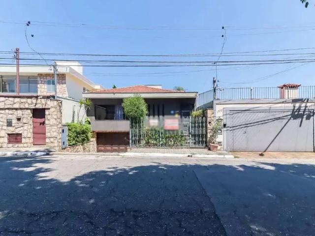 Casa / Sobrado Comercial para Locação em São Paulo/SP Bosque da Saúde