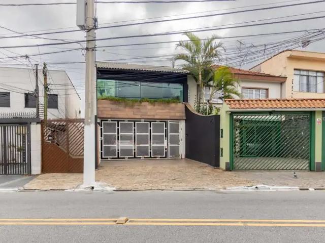 Casa / Sobrado Comercial para Locação em São Paulo/SP Carandiru