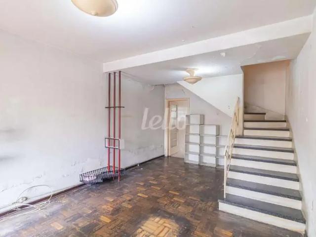 Casa / Sobrado Comercial para Locação em São Paulo/SP Chácara Santo Antônio 2 Quartos