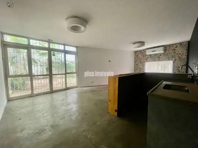 Casa / Sobrado Comercial para Locação em São Paulo/SP Chácara Santo Antônio 3 Quartos