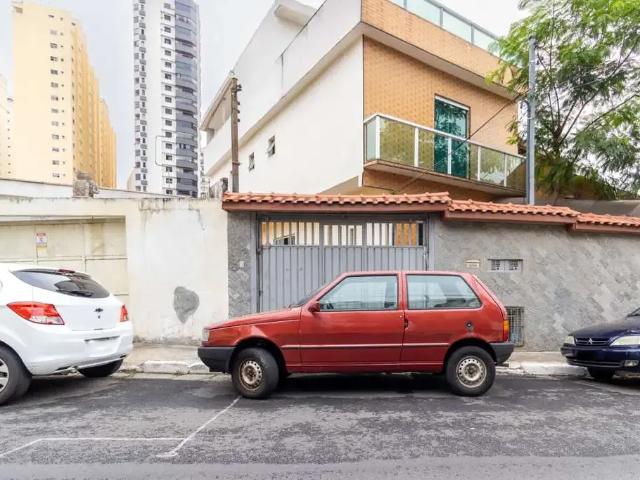 Casa / Sobrado Comercial para Locação em São Paulo/SP Chora Menino