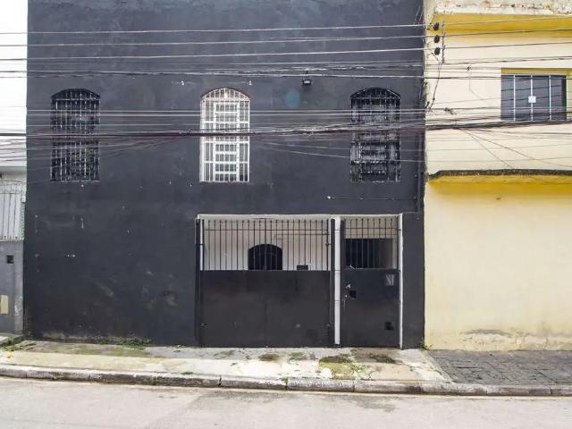 Casa / Sobrado Comercial para Locação em São Paulo/SP Guaianases
