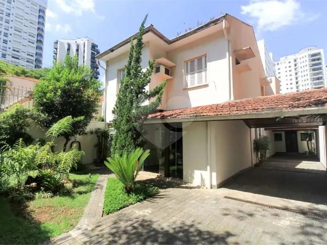 Casa / Sobrado Comercial para Locação em São Paulo/SP Indianópolis 3 Quartos