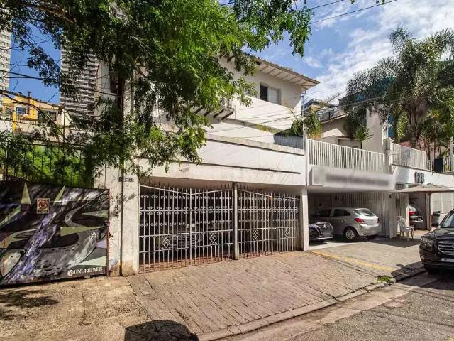 Casa / Sobrado Comercial para Locação em São Paulo/SP Jardim das Bandeiras