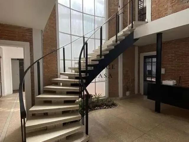Casa / Sobrado Comercial para Locação em São Paulo/SP Jardim Europa 4 Quartos