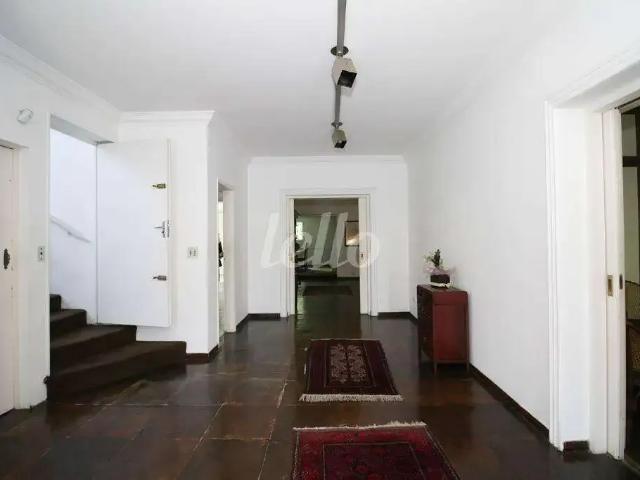 Casa / Sobrado Comercial para Locação em São Paulo/SP Jardim Guedala 5 Quartos
