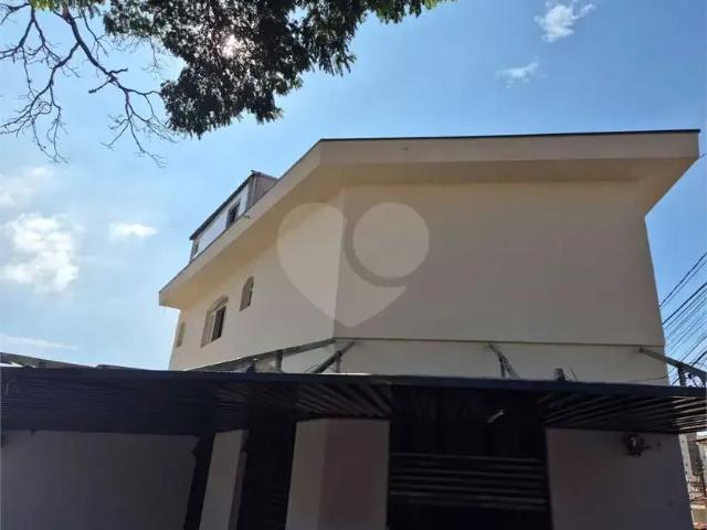 Casa / Sobrado Comercial para Locação em São Paulo/SP Jardim Patente 3 Quartos