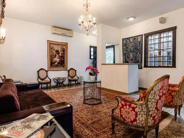 Casa / Sobrado Comercial para Locação em São Paulo/SP Jardim Paulista