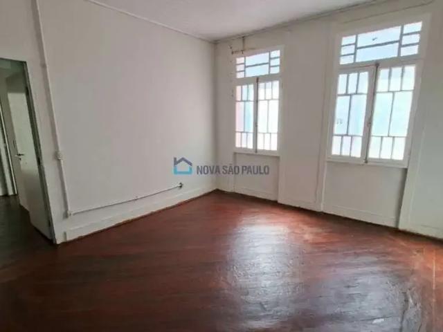 Casa / Sobrado Comercial para Locação em São Paulo/SP Liberdade