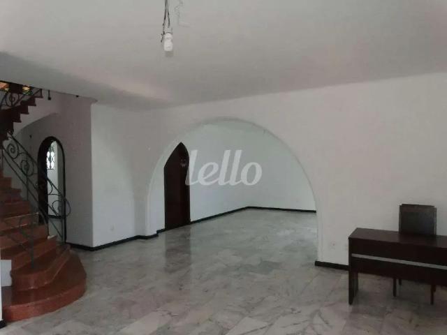 Casa / Sobrado Comercial para Locação em São Paulo/SP Pacaembu 4 Quartos