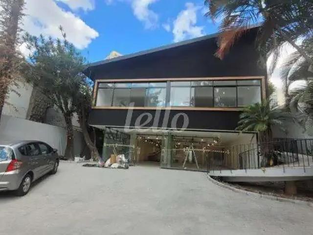 Casa / Sobrado Comercial para Locação em São Paulo/SP Pacaembu