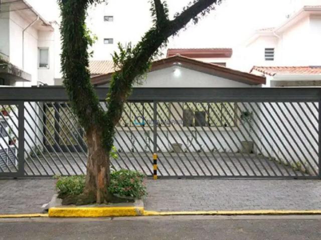 Casa / Sobrado Comercial para Locação em São Paulo/SP Perdizes 8 Quartos