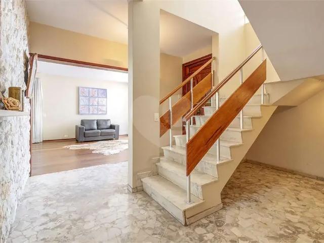 Casa / Sobrado Comercial para Locação em São Paulo/SP Pinheiros 4 Quartos