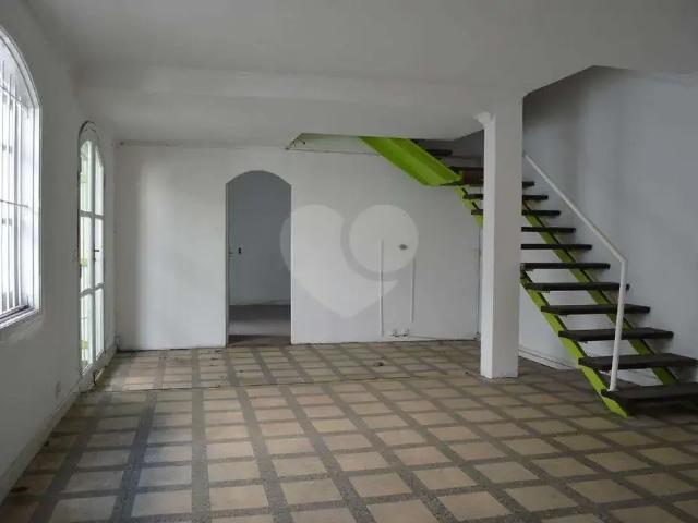Casa / Sobrado Comercial para Locação em São Paulo/SP Sumaré 1 Quartos