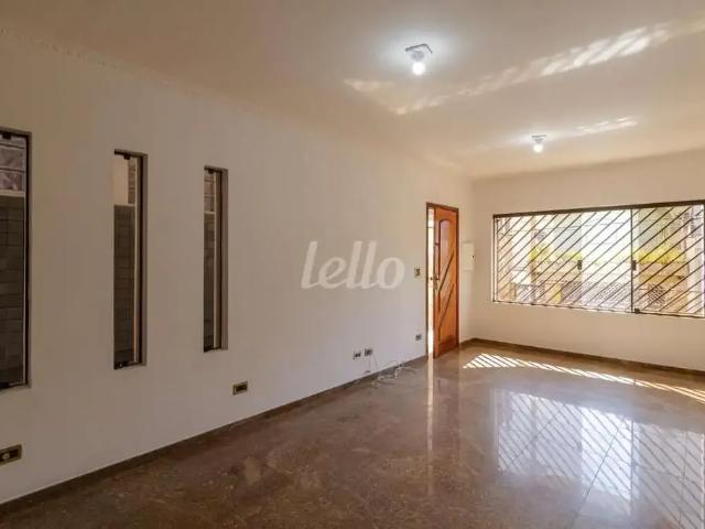 Casa / Sobrado Comercial para Locação em São Paulo/SP Vila Carrão 3 Quartos