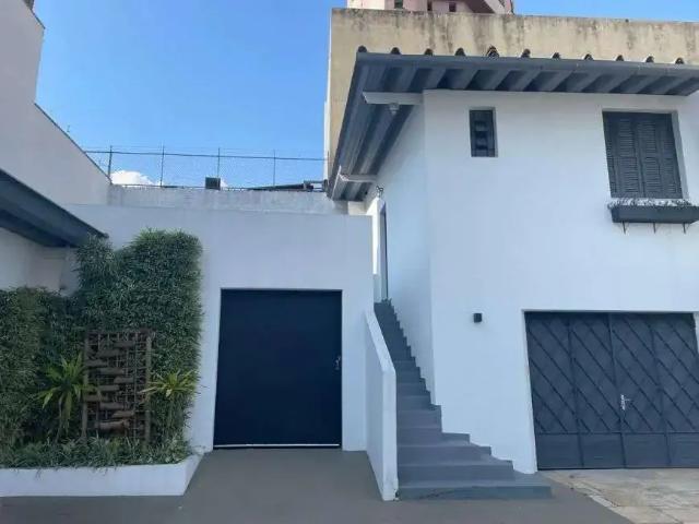 Casa / Sobrado Comercial para Locação em São Paulo/SP Vila Clementino 8 Quartos