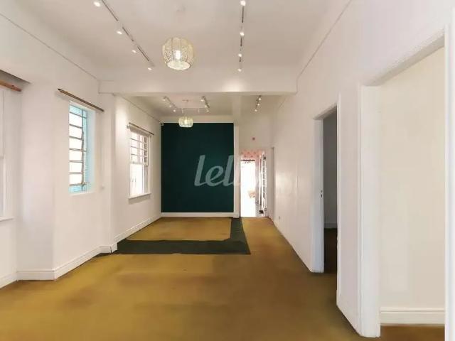 Casa / Sobrado Comercial para Locação em São Paulo/SP Vila Clementino 2 Quartos