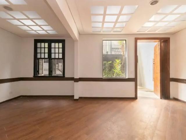Casa / Sobrado Comercial para Locação em São Paulo/SP Vila Buarque