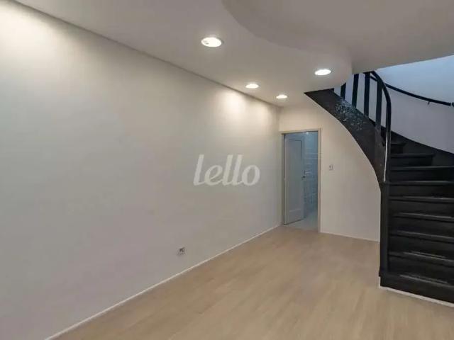 Casa / Sobrado Comercial para Locação em São Paulo/SP Vila Gomes Cardim 2 Quartos
