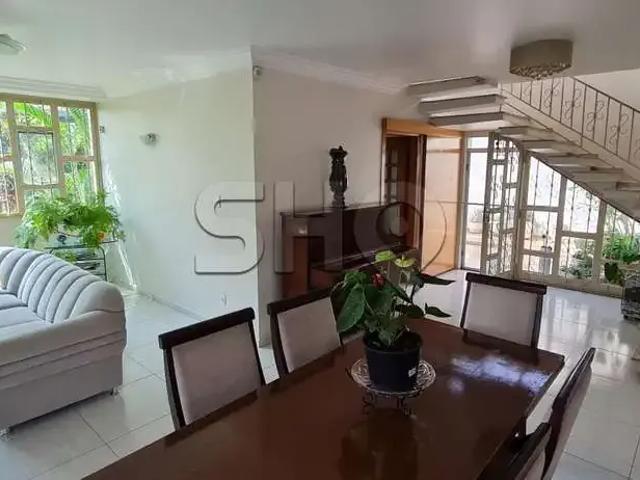 Casa / Sobrado Comercial para Locação em São Paulo/SP Vila Ipojuca 4 Quartos