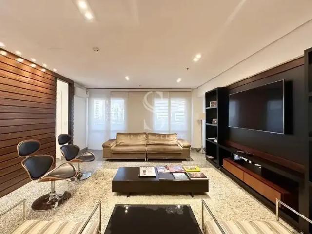 Casa / Sobrado Comercial para Locação em São Paulo/SP Vila Olímpia