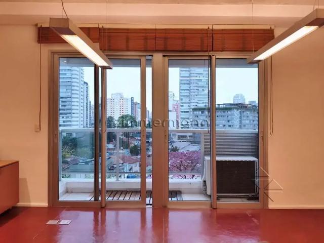 Casa / Sobrado Comercial para Locação em São Paulo/SP Vila Madalena