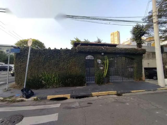 Casa / Sobrado Comercial para Locação em São Paulo/SP Vila Madalena